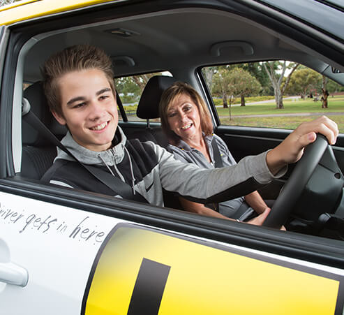 Driving lessons – Log book & VORT instructors for learners | RAA